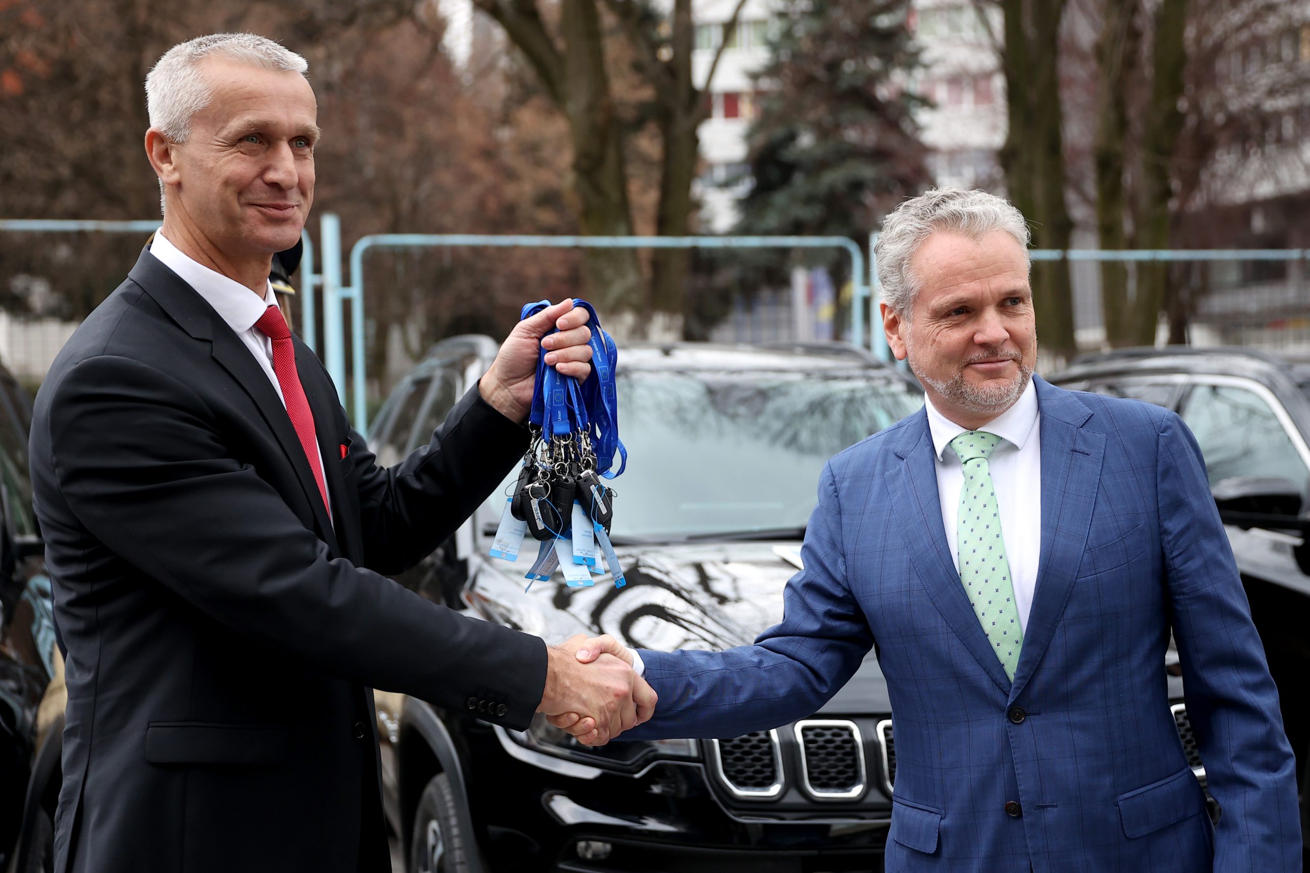 The European Union donates ten off-road vehicles to the Directorate for ...